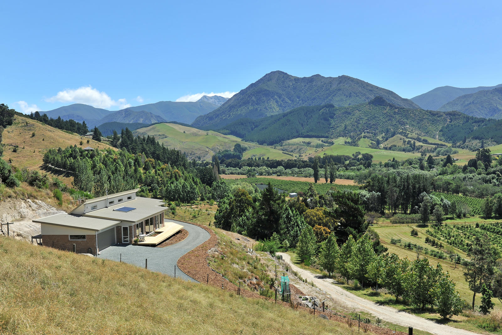 ID#280347 - Motueka Valley, Motueka & Districts - Open2view