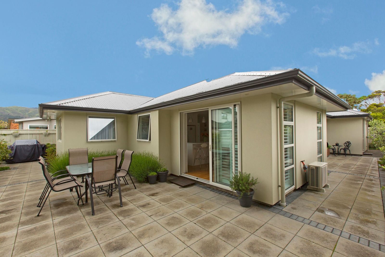 ID#356734 - Avalon, Lower Hutt - Open2view