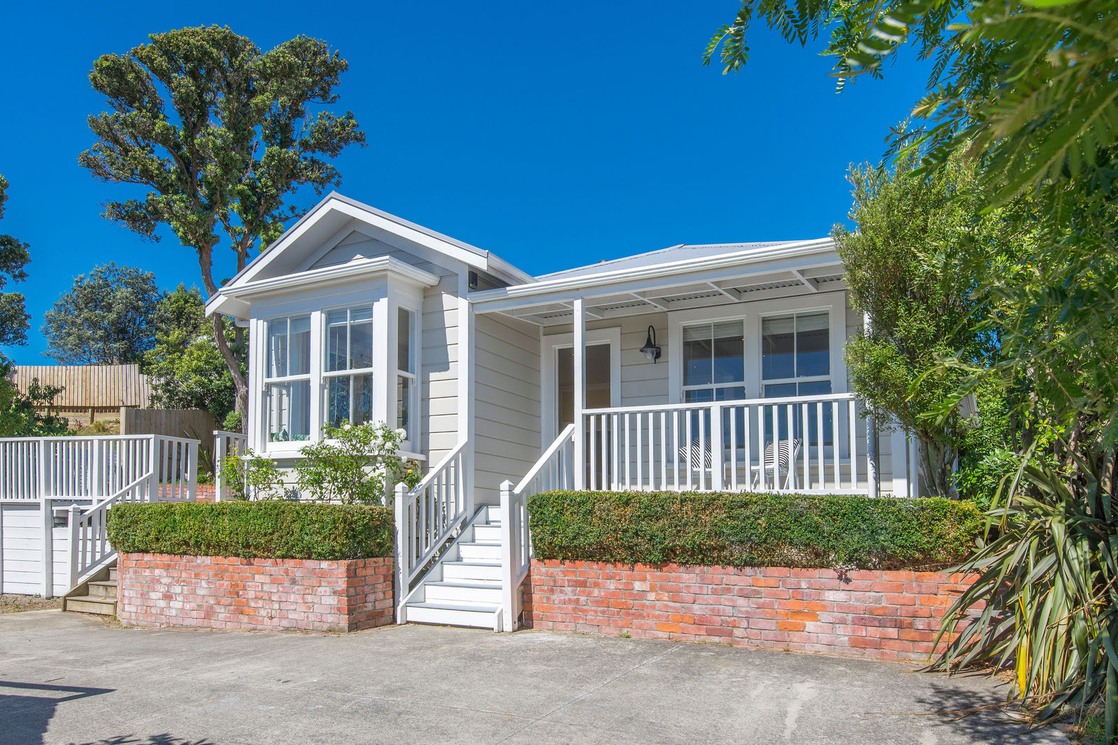 ID#362105 - Titahi Bay, Porirua - Open2view