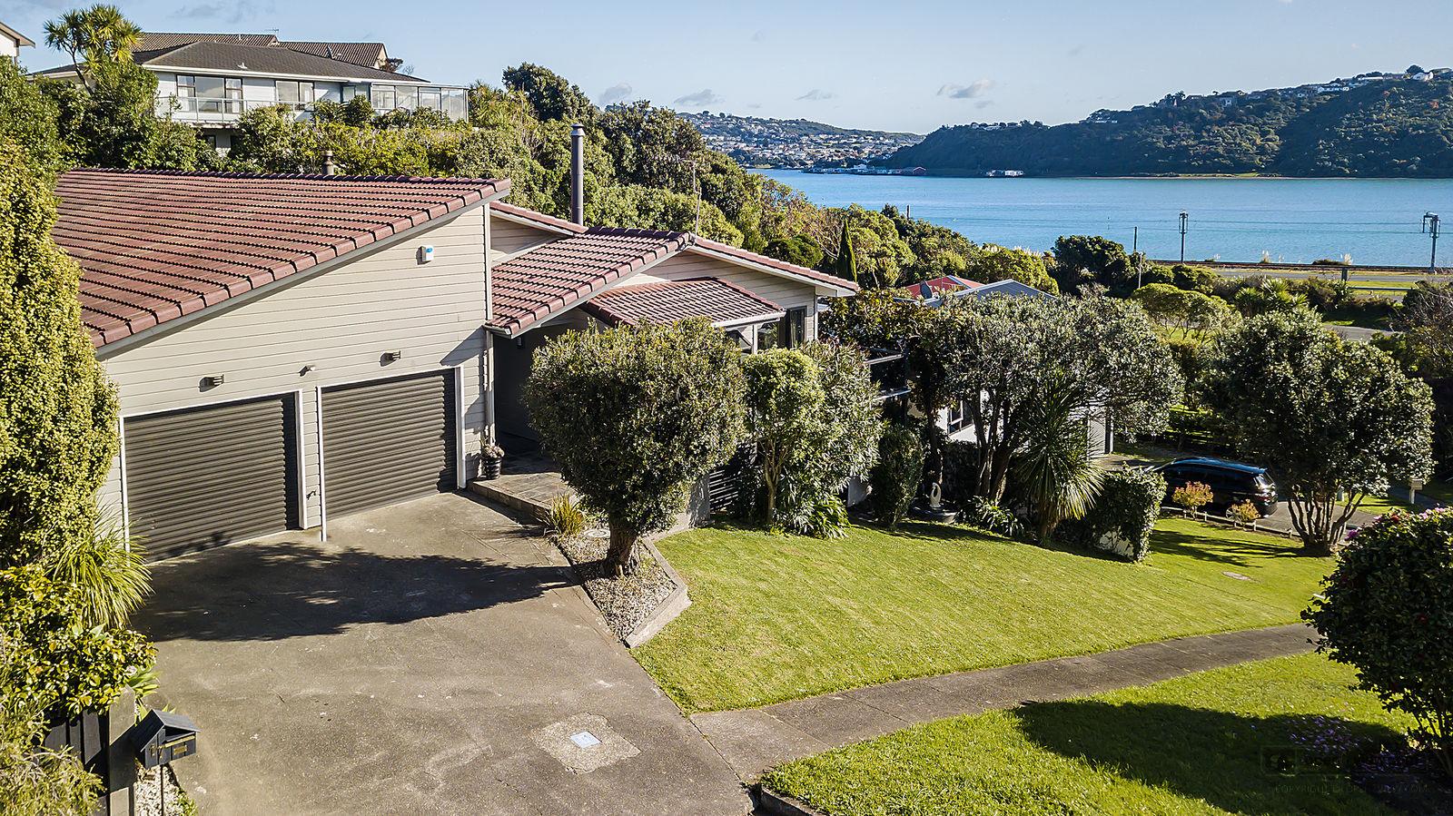 ID#558563 - Papakowhai, Porirua - Open2view