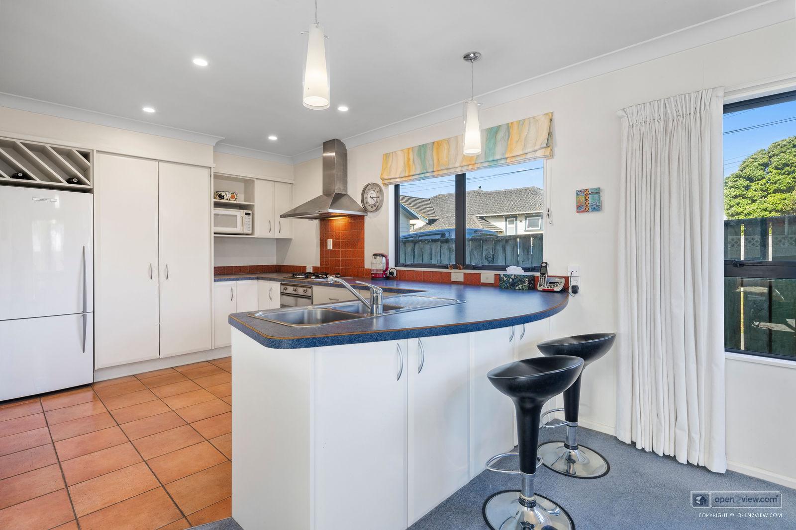 ID#572068 - Petone, Lower Hutt - Open2view