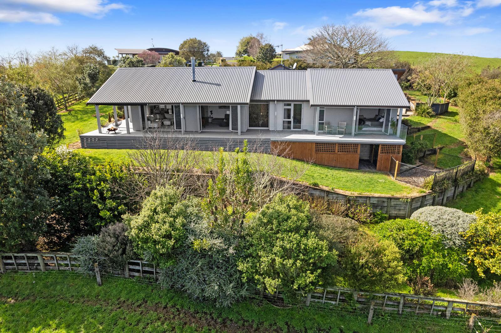 ID#580606 - Hamilton West, Hamilton - Open2view