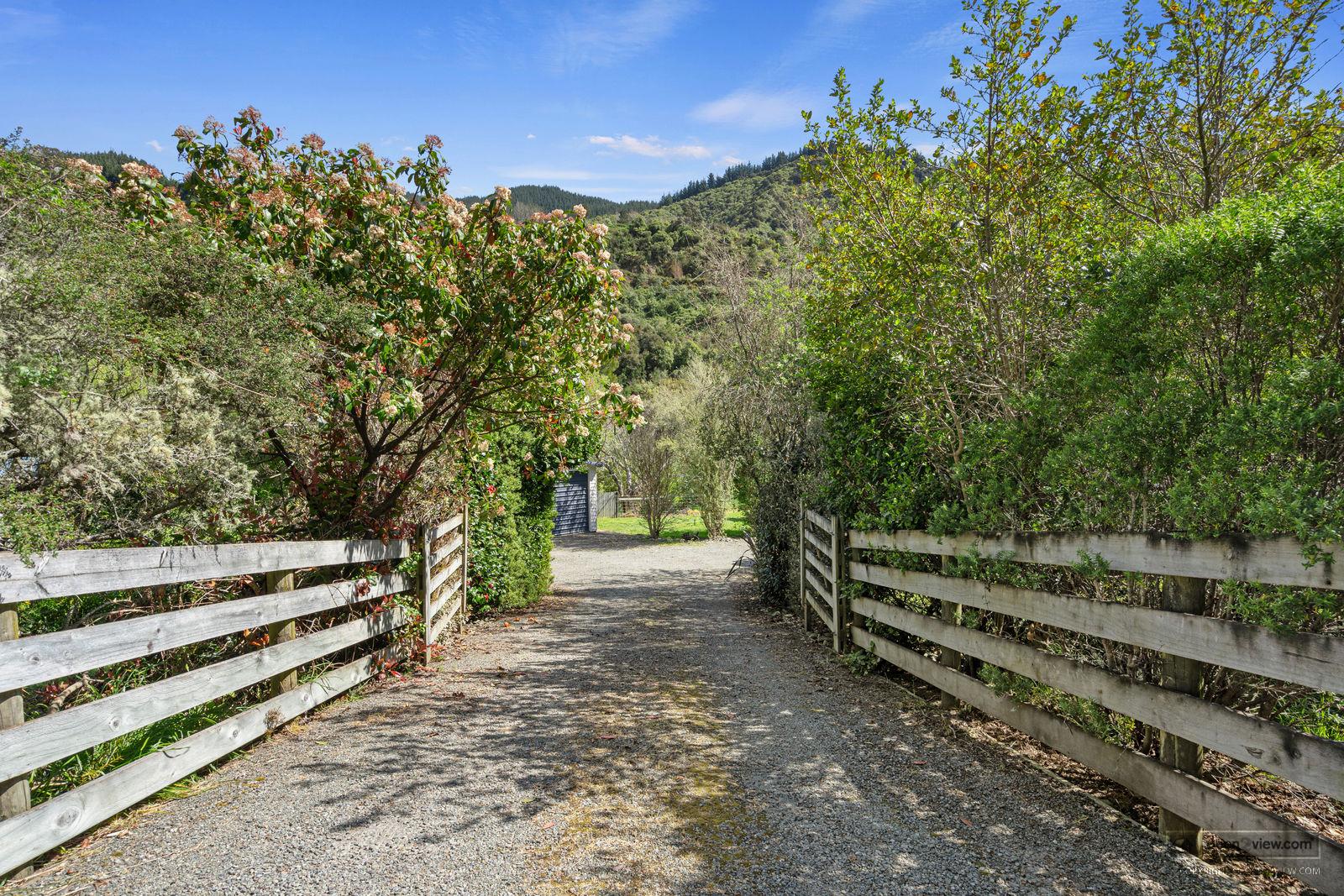 ID#581465 - Hira, Nelson District - Open2view